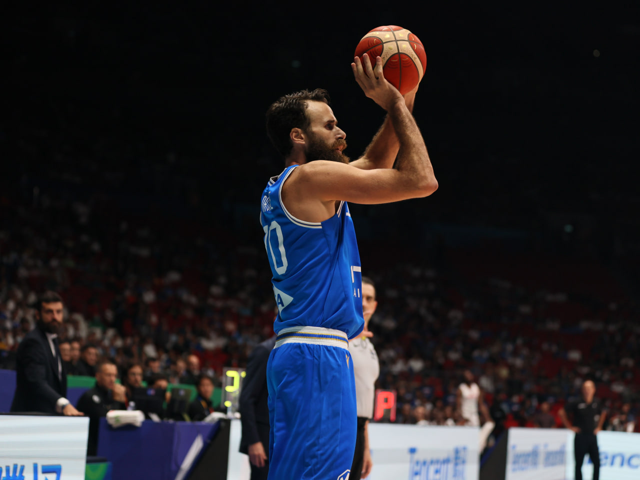 Italy Beats Angola 81-67 in FIBA Group A Matchup