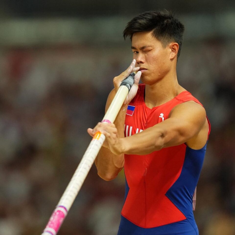 10 Greatest Filipino Athletes of All Time Ranked