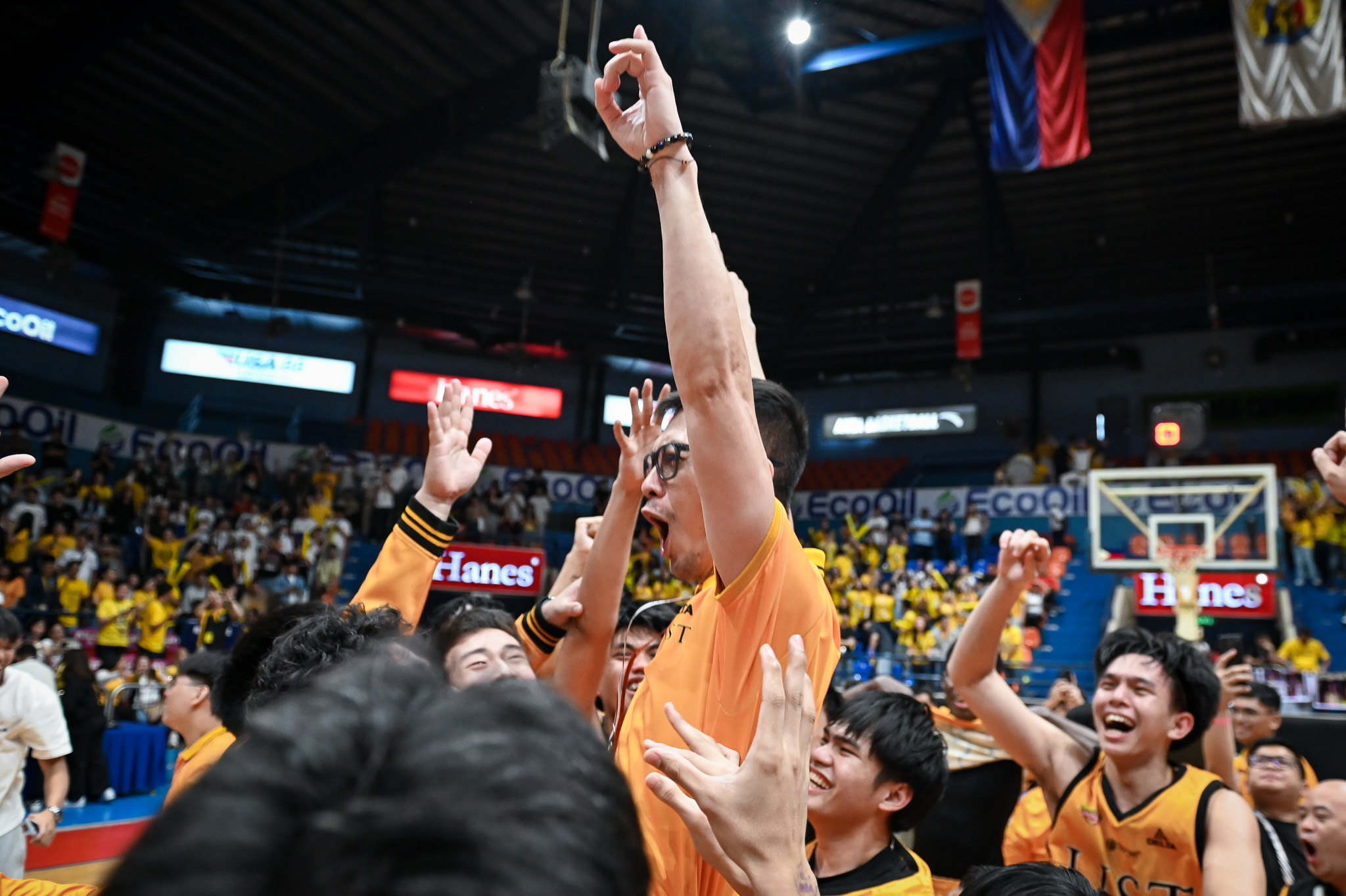After Shock San Beda Exit, Manu Iñigo Delivers Title To UST